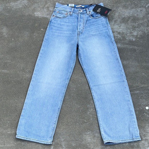 Levi's | Jeans | Nwt Levis Premium Ribcage Straight Ankle Jeans Bernal ...